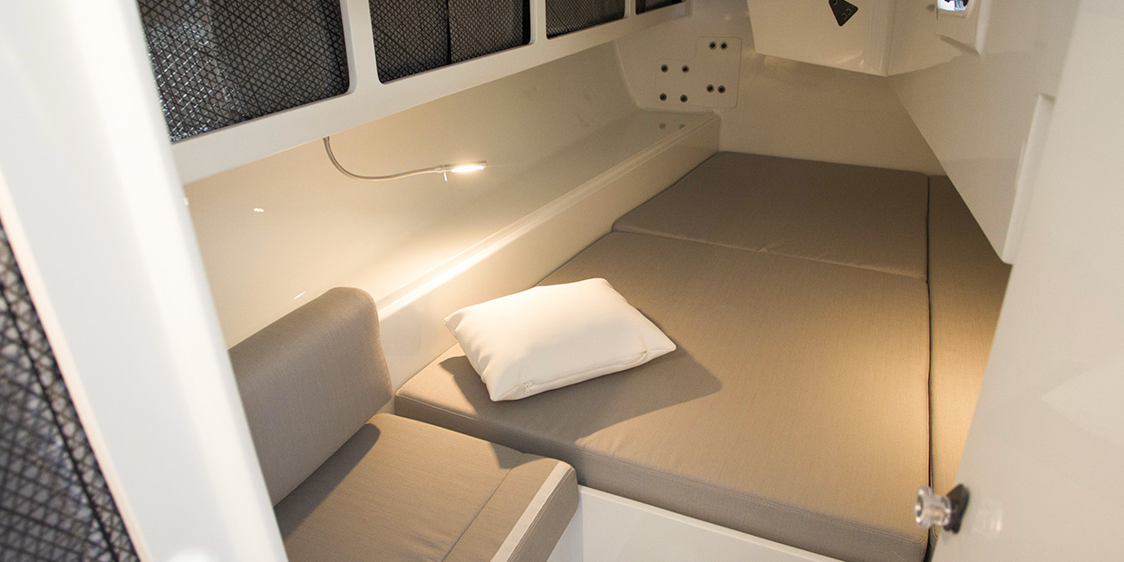 NEO 350 fast light Cruiser Racer to win Under ORCì Rules Competition