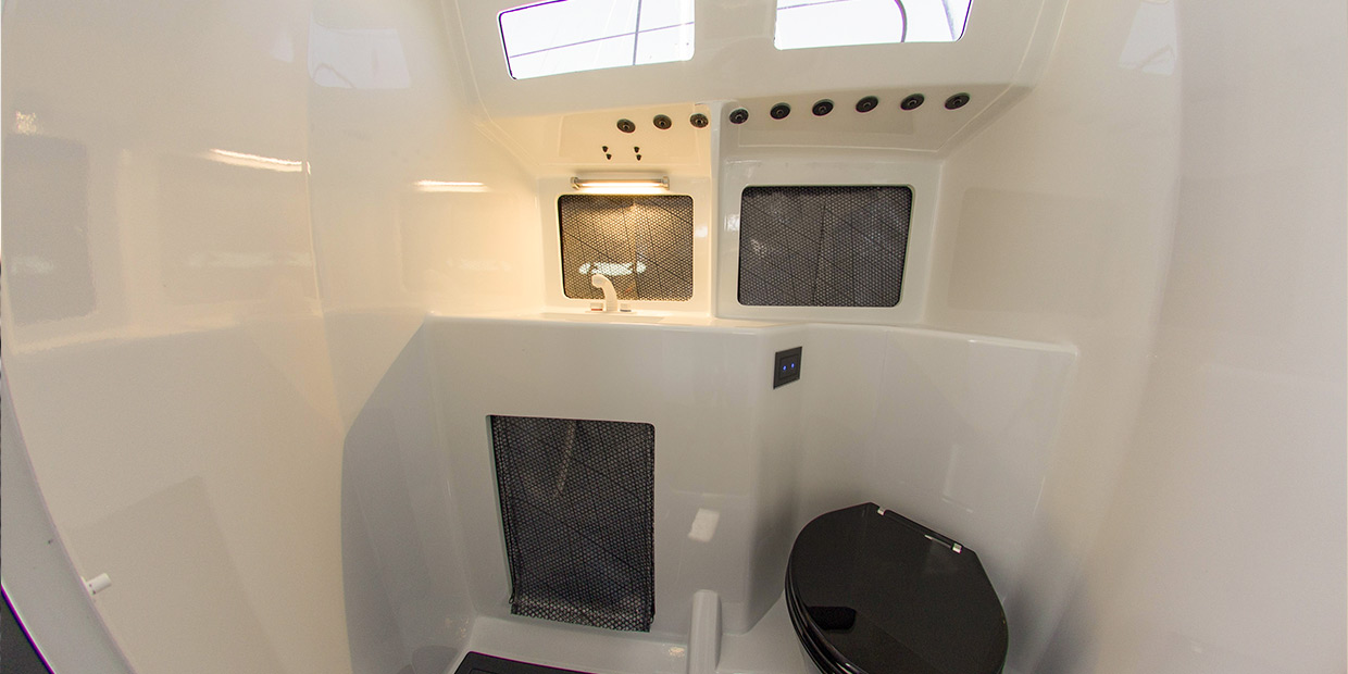 NEO 350 fast light Cruiser Racer to win Under ORCì Rules Competition