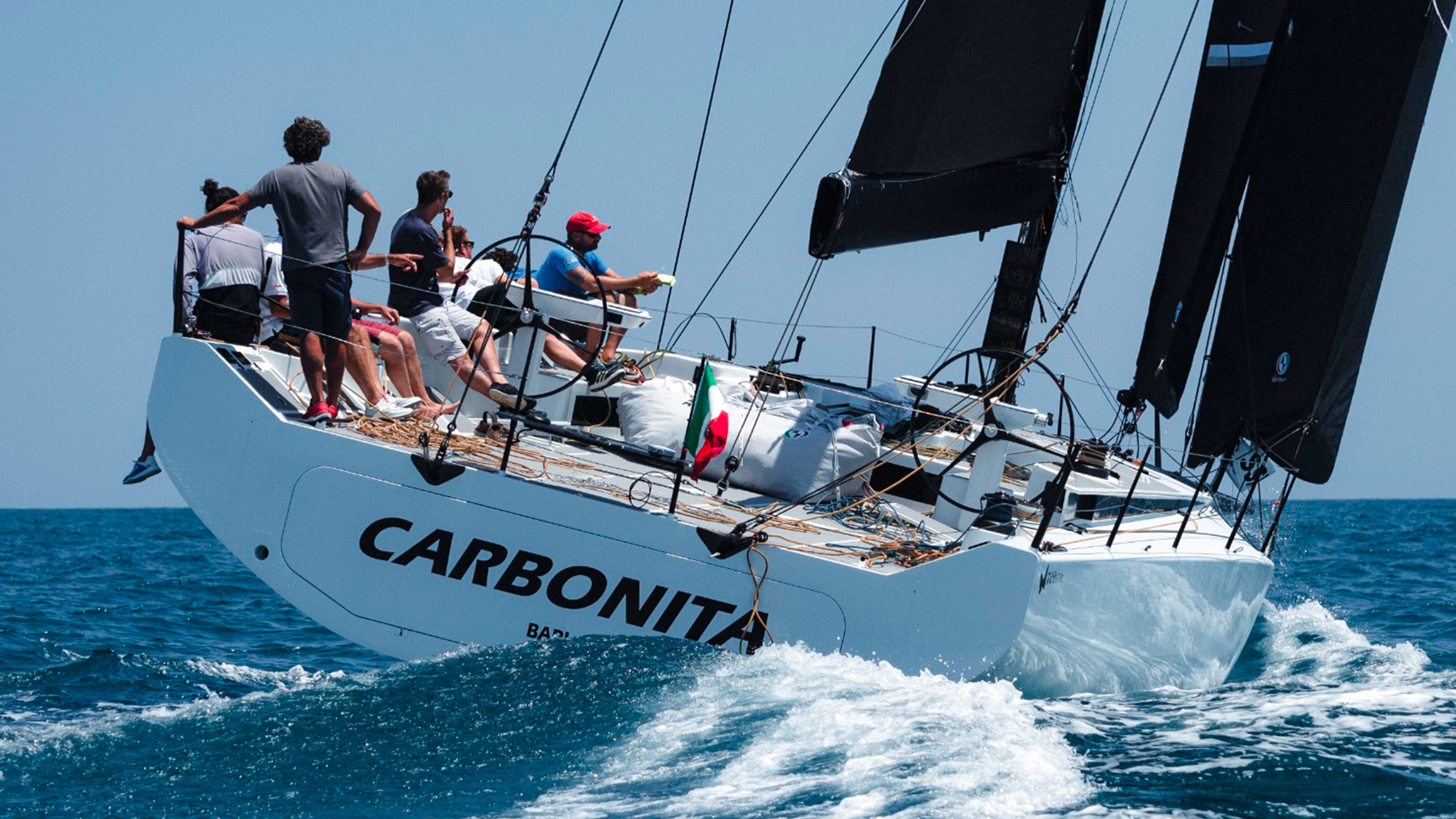 Neo 570c – Neo Yachts & Composites