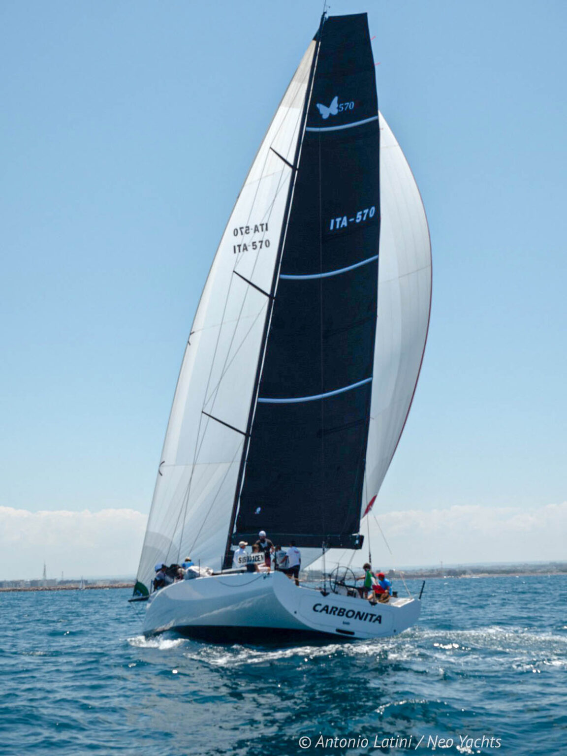 Neo 570c – Neo Yachts & Composites
